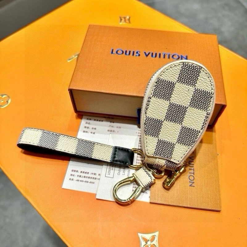 Accurate model Louis Vuitton Keychains