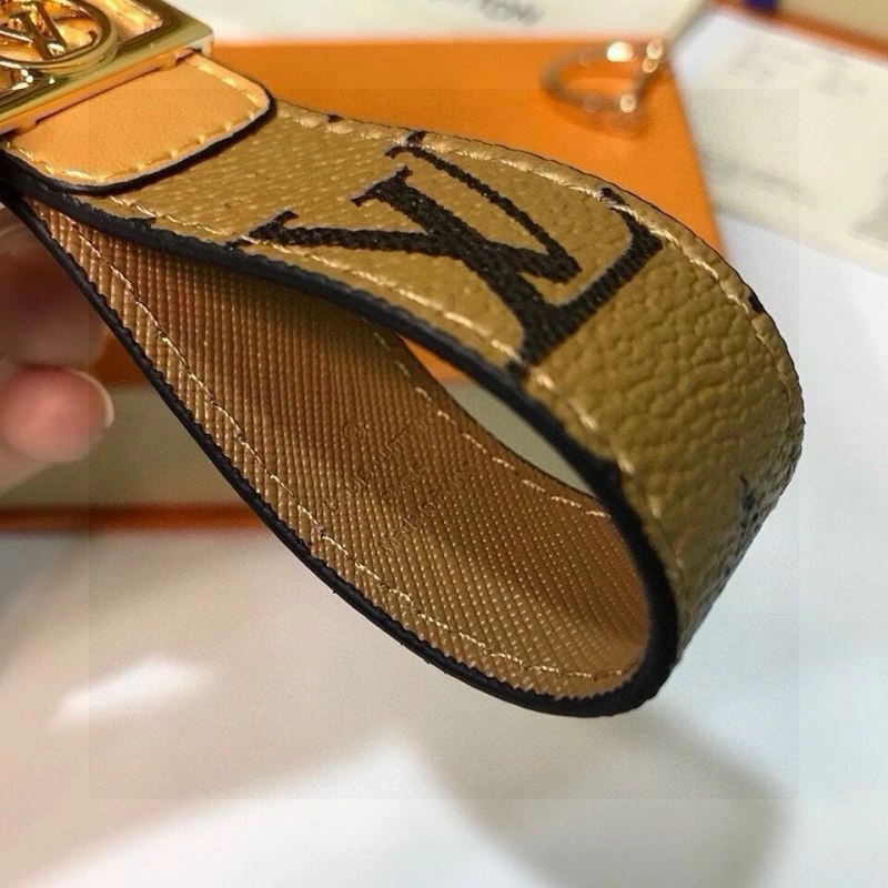 Top mirror Louis Vuitton Keychains