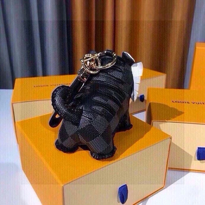 Accurate model Louis Vuitton Keychains