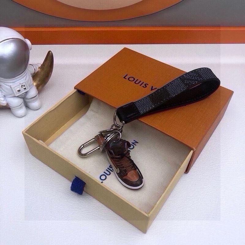Top mirror Louis Vuitton Keychains