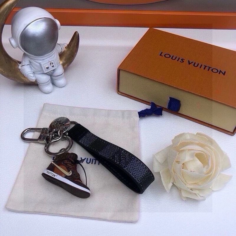 Top mirror Louis Vuitton Keychains