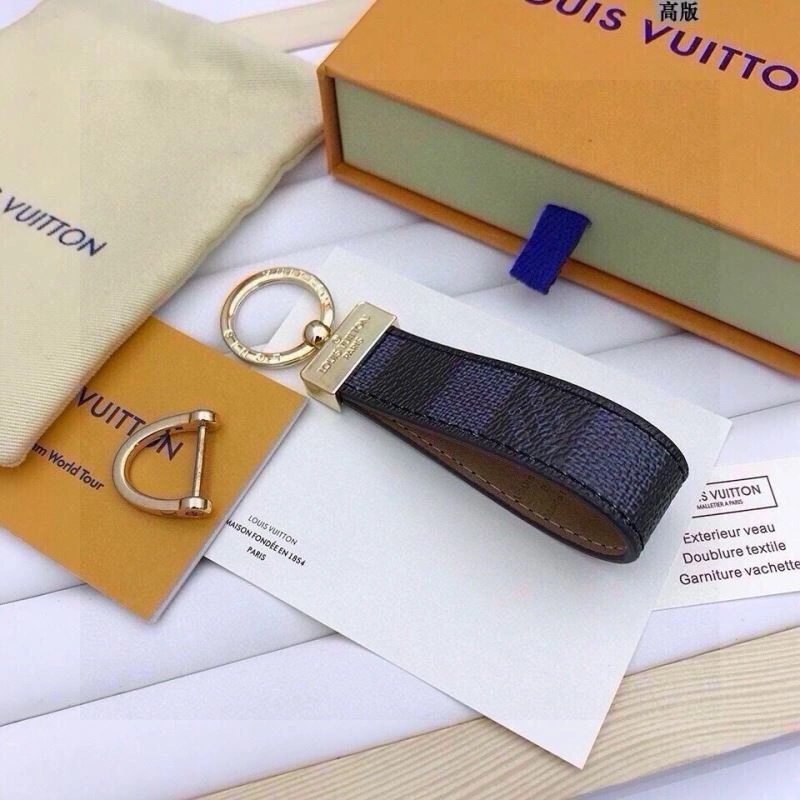 Top match Louis Vuitton Keychains