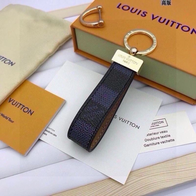 Top match Louis Vuitton Keychains