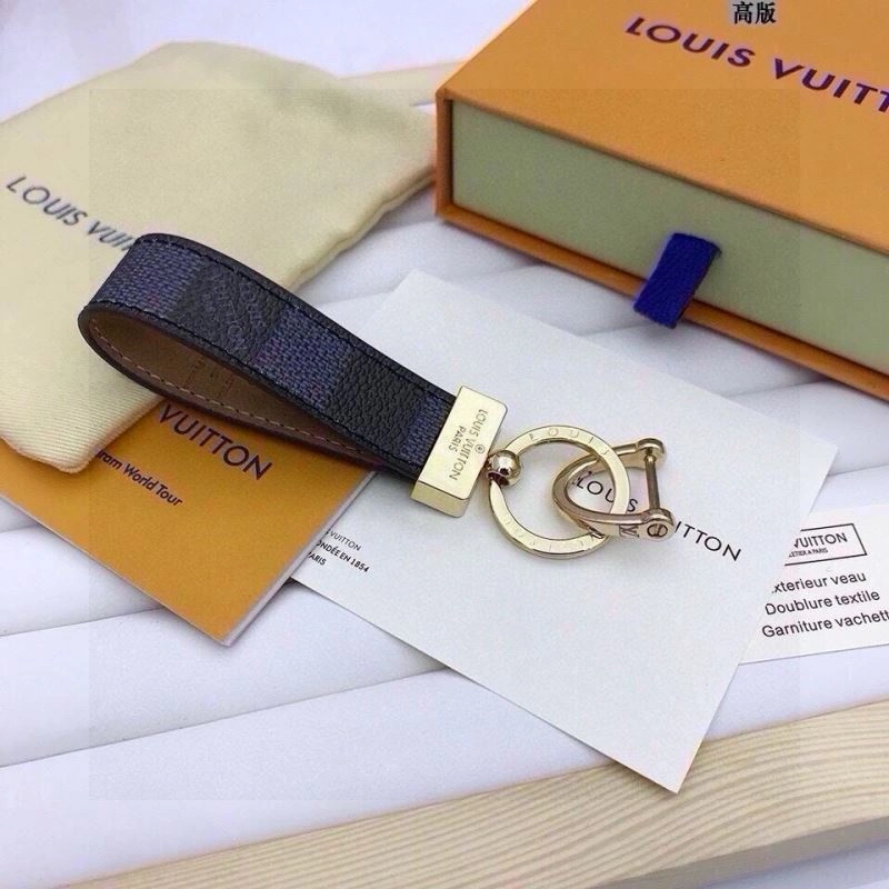 Top match Louis Vuitton Keychains