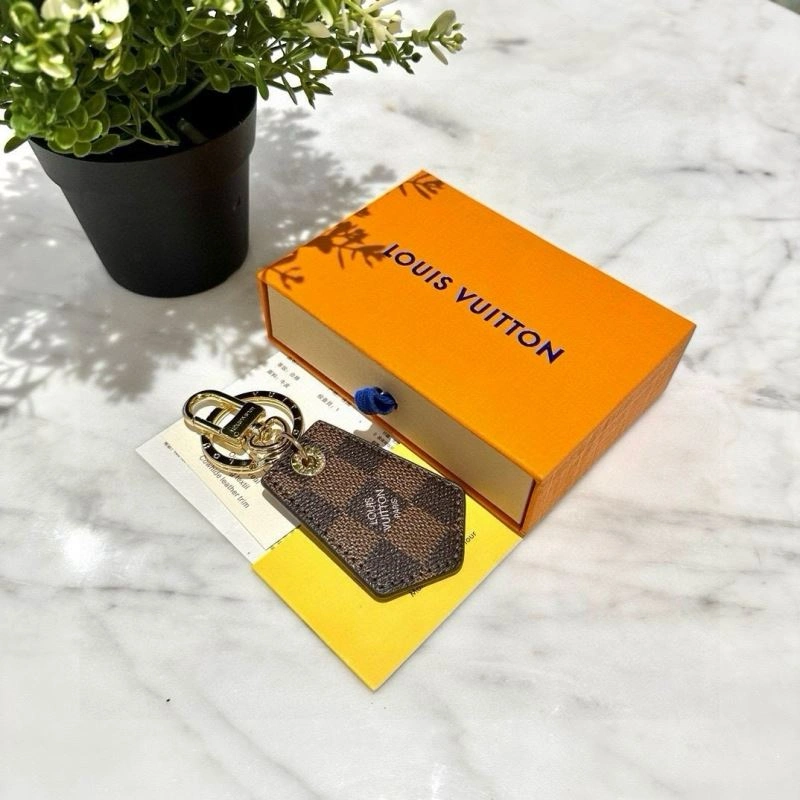 1:1 copy Louis Vuitton Keychains