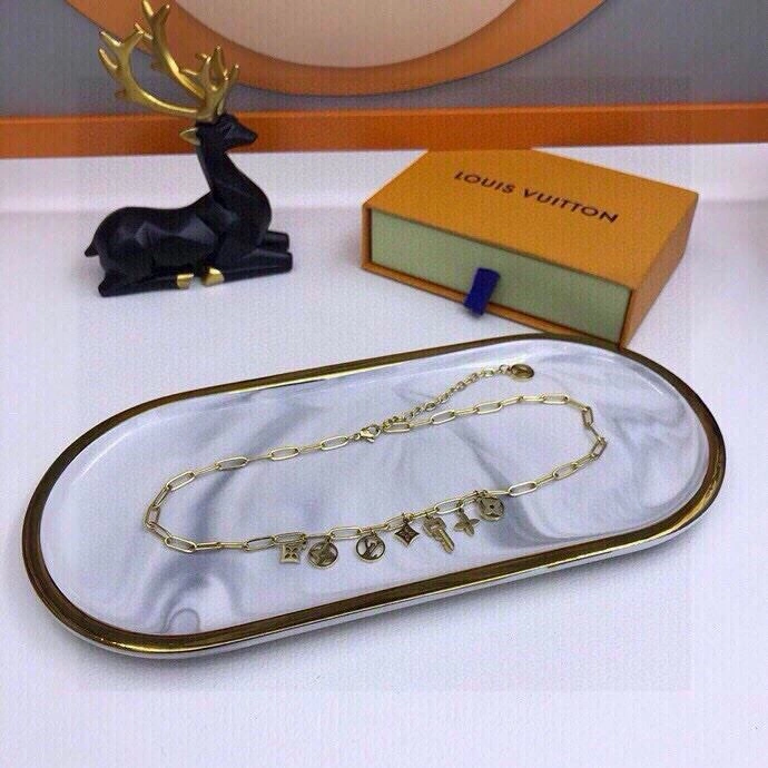 Brand-original Louis Vuitton Keychains