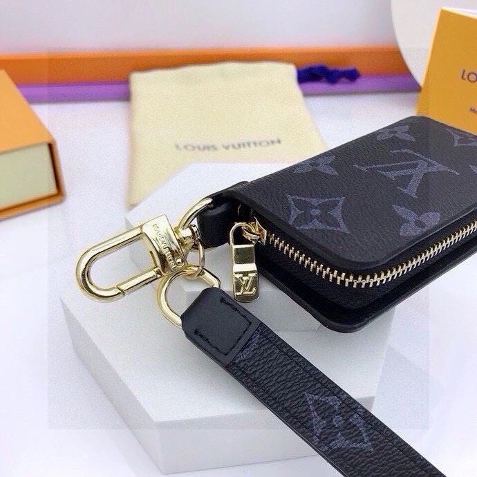 Factory-made Louis Vuitton Keychains