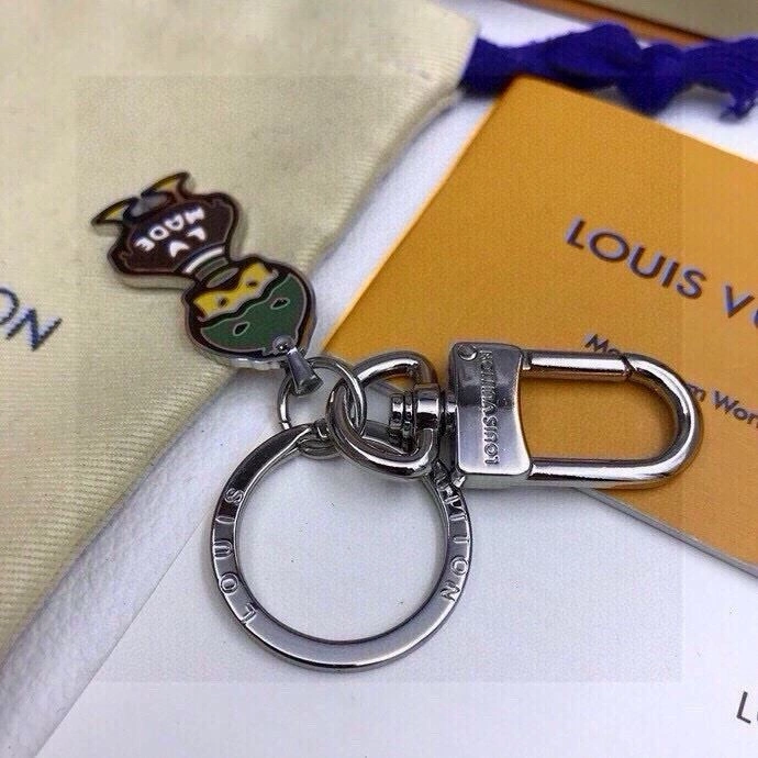 High fidelity Louis Vuitton Keychains