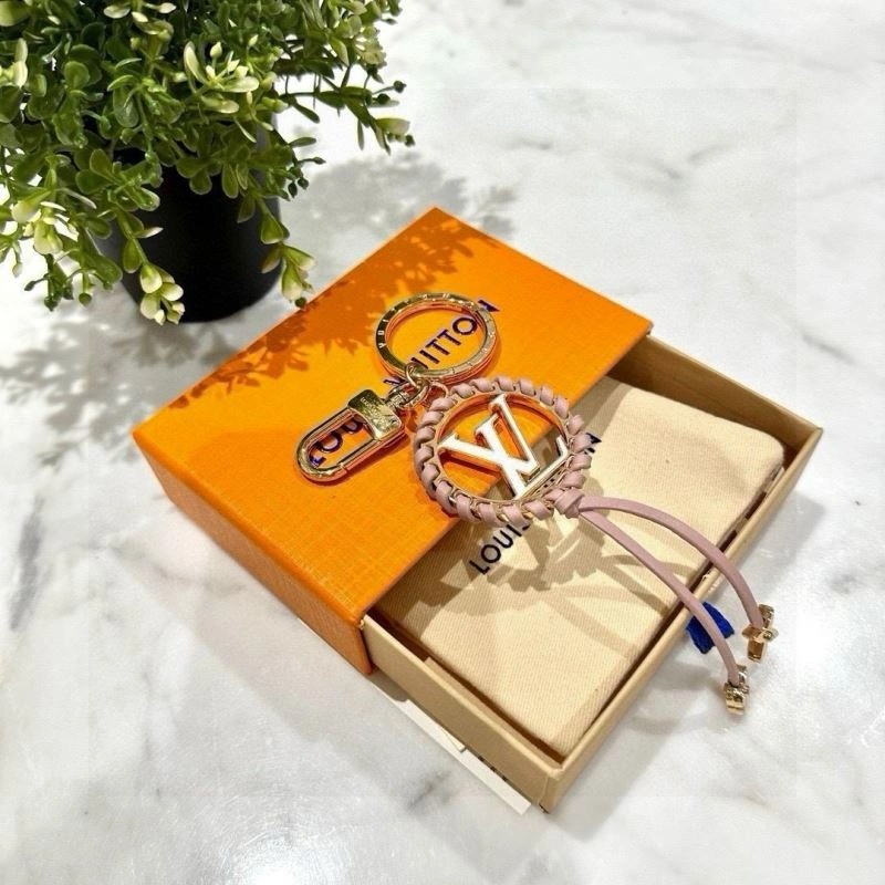 Factory-made Louis Vuitton Keychains