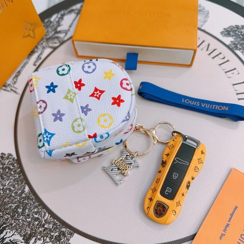 Accurate model Louis Vuitton Keychains