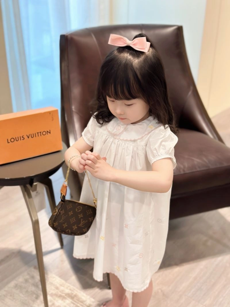 Top match Louis Vuitton Kids