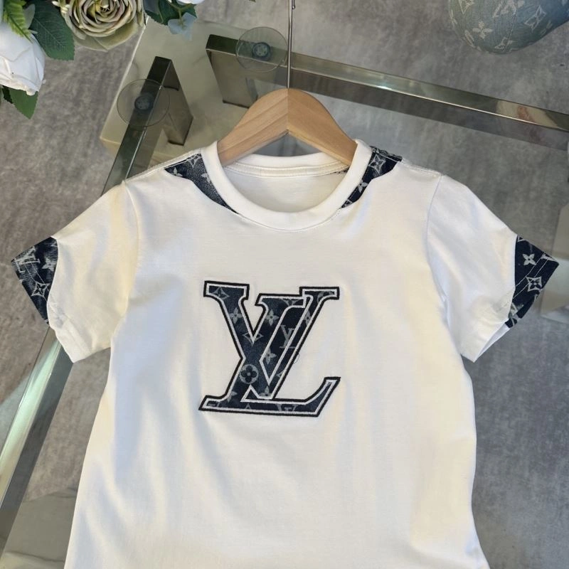 Accurate model Louis Vuitton Kids