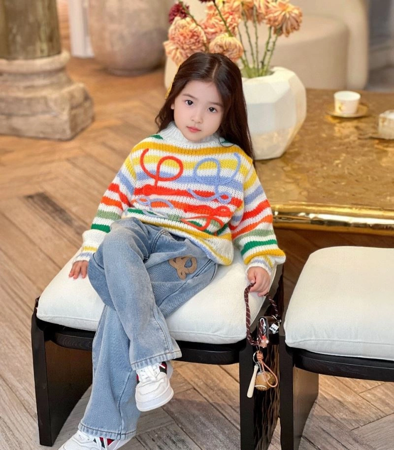 Brand-authenticated Louis Vuitton Kids