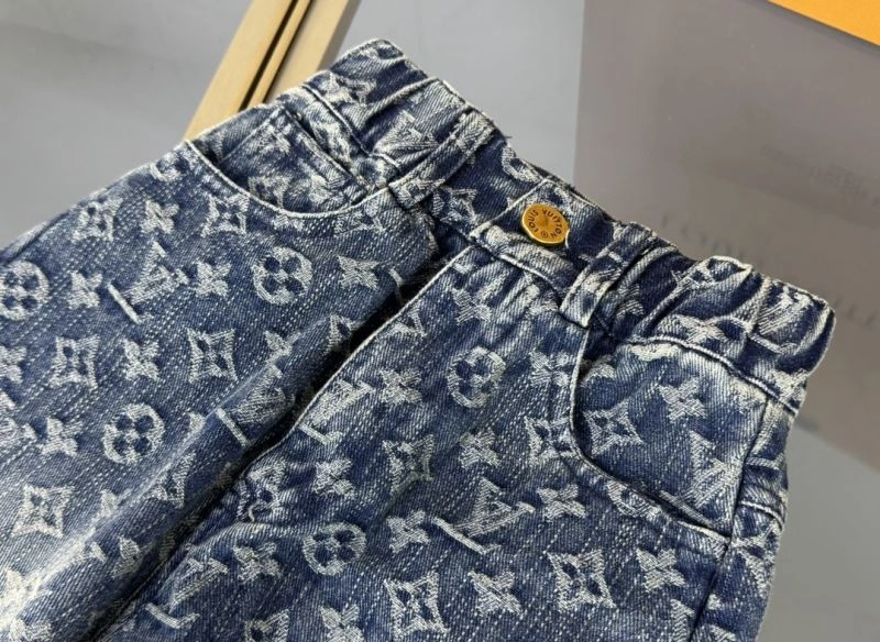 Discounted Louis Vuitton Kids