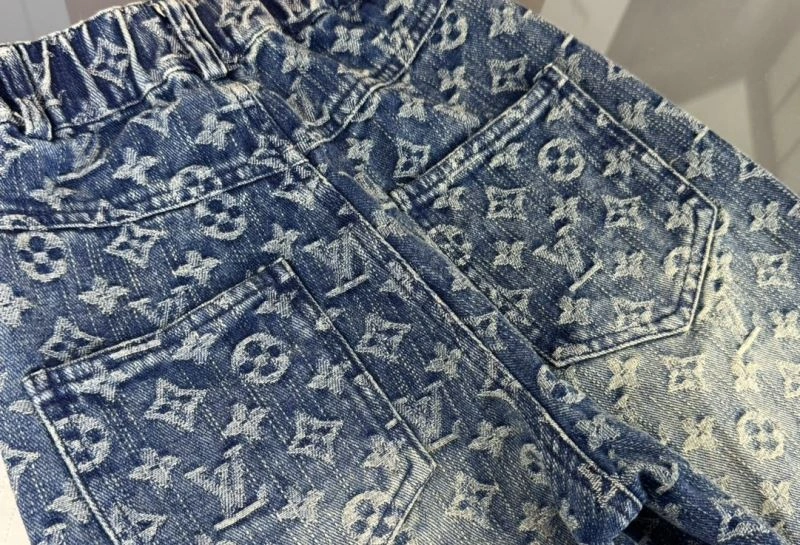 Discounted Louis Vuitton Kids