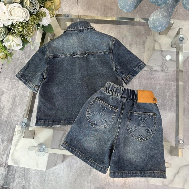 Top match Louis Vuitton Kids