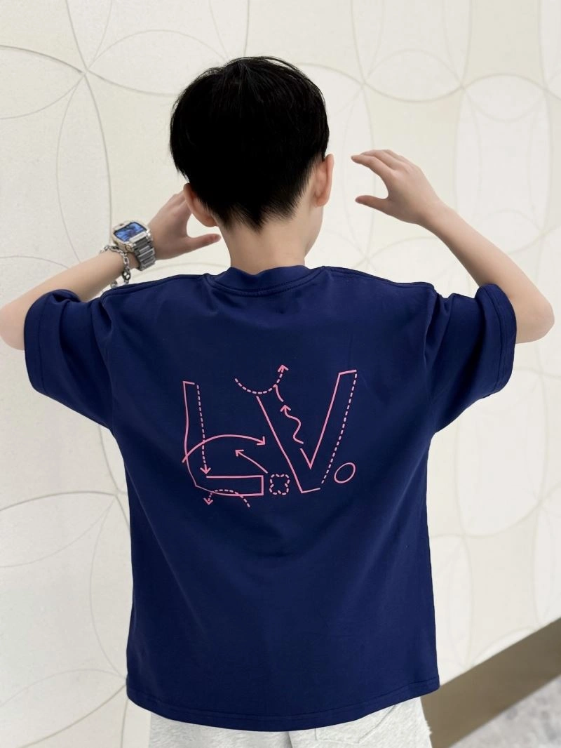 Exact replica Louis Vuitton Kids