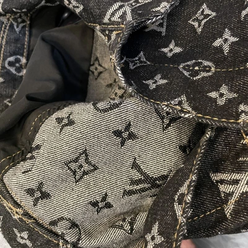 Top mirror Louis Vuitton Long Pants