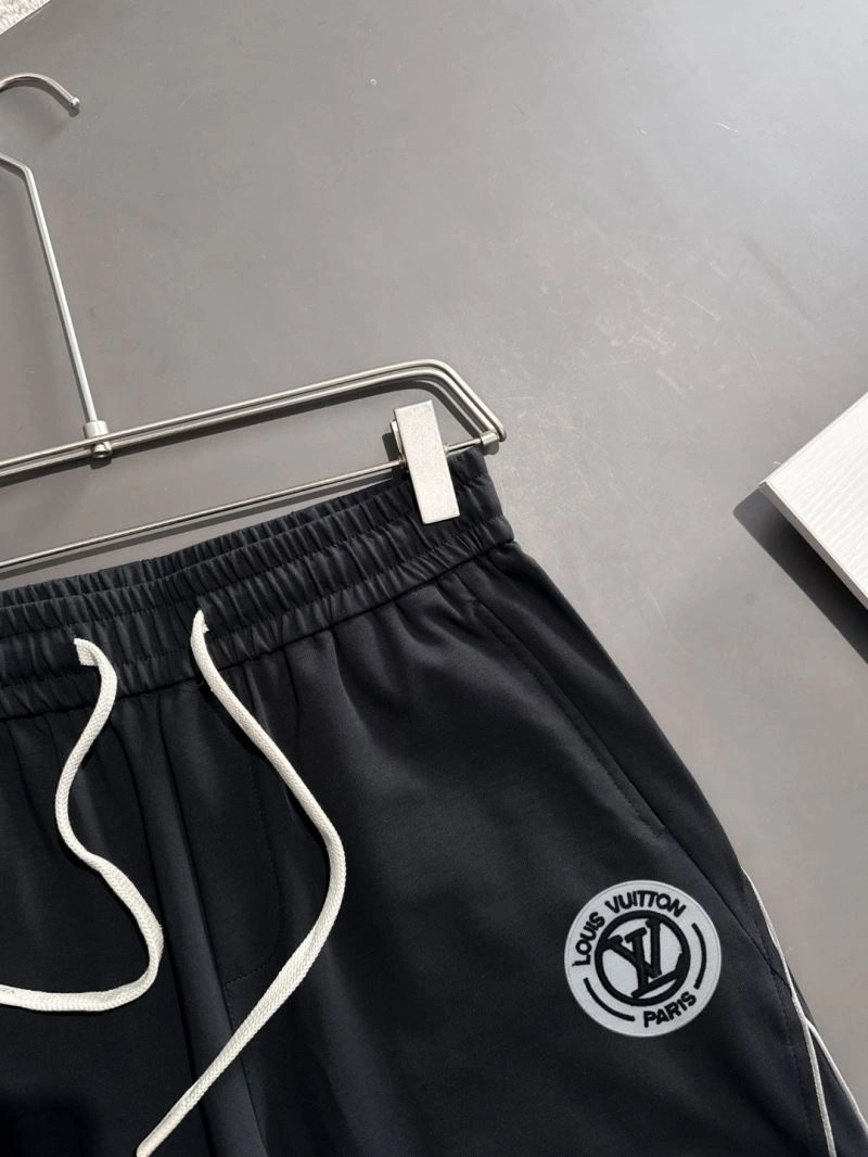 Accurate model Louis Vuitton Long Pants