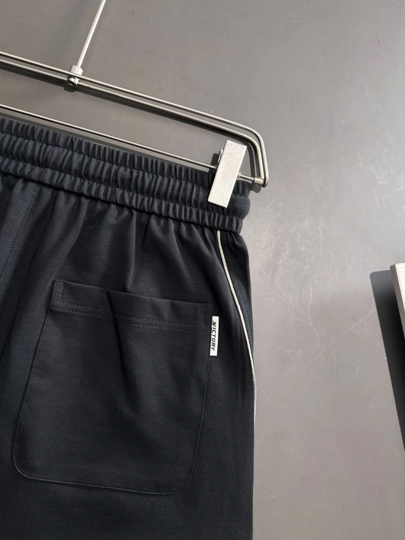 Accurate model Louis Vuitton Long Pants