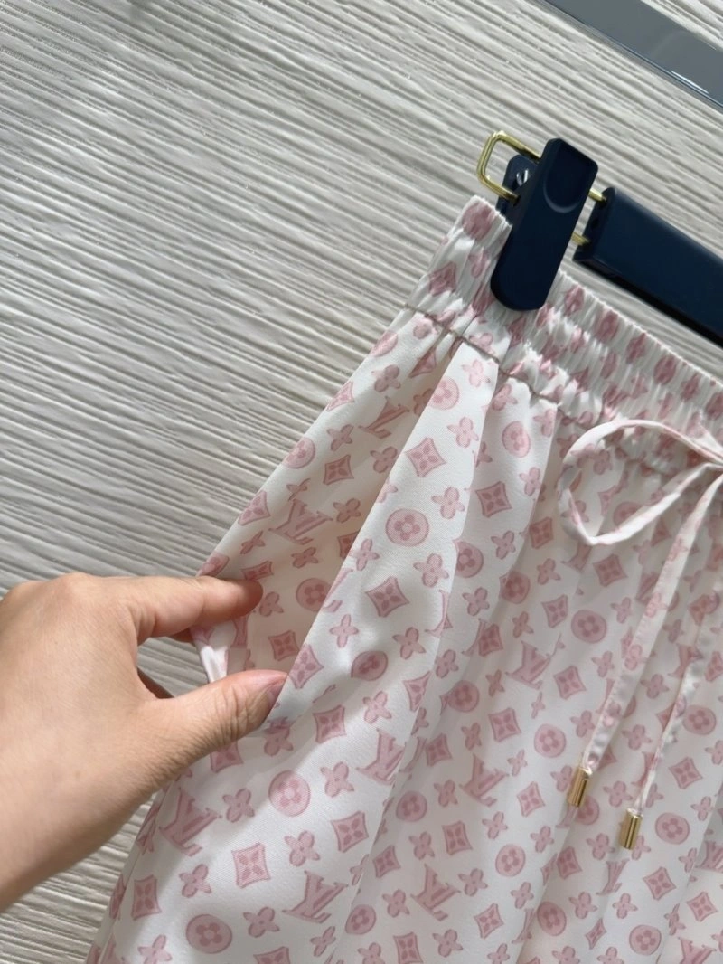 Low-cost Louis Vuitton Long Pants