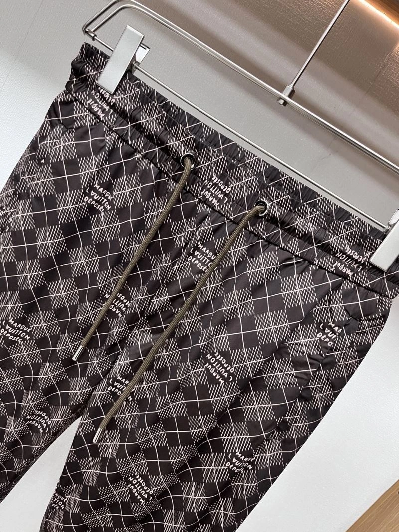 Accurate model Louis Vuitton Long Pants