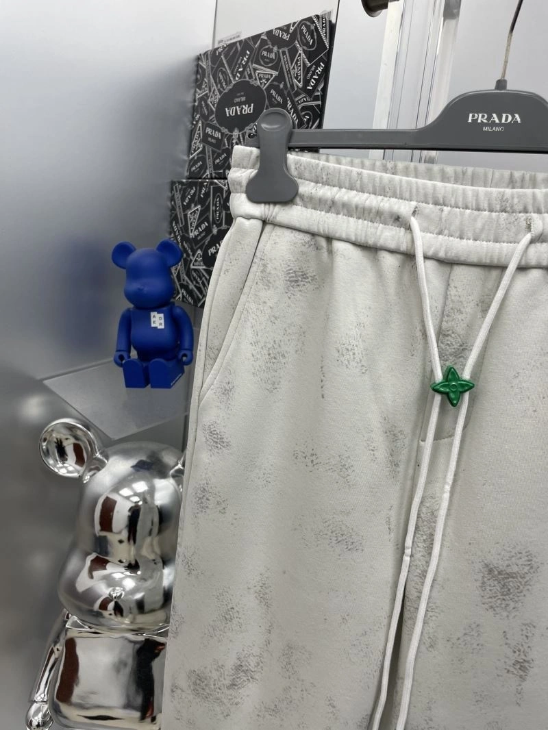 Exact replica Louis Vuitton Long Pants