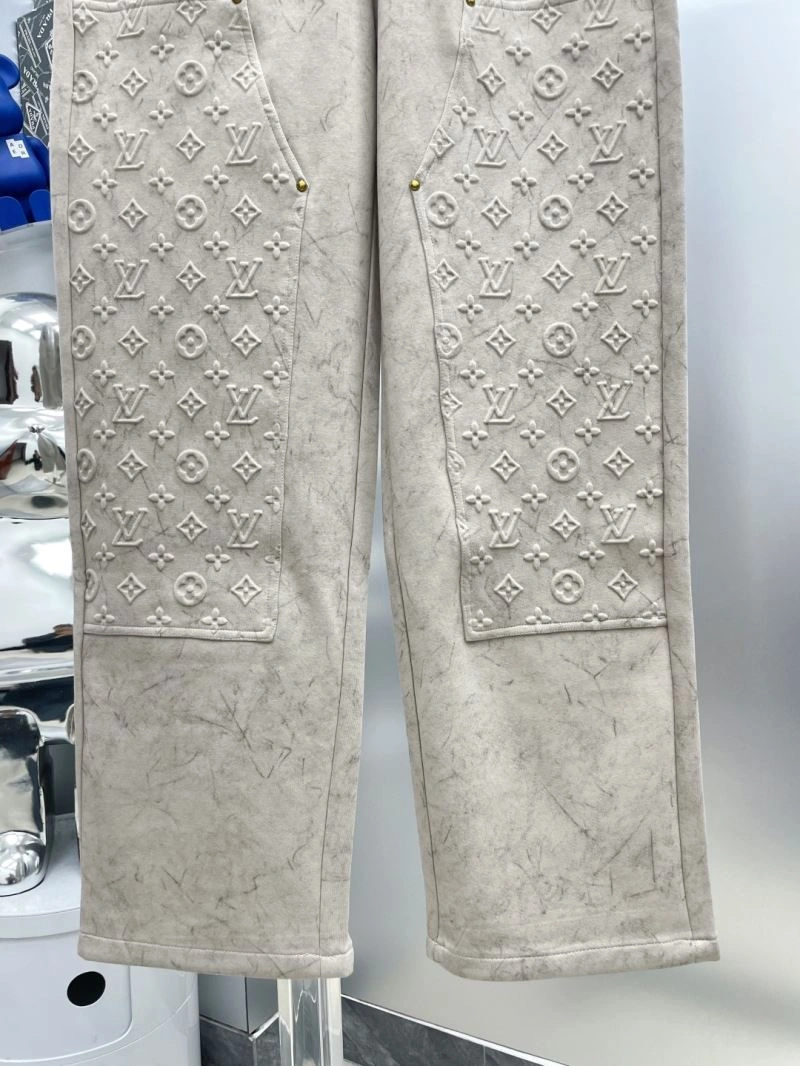 Accurate model Louis Vuitton Long Pants