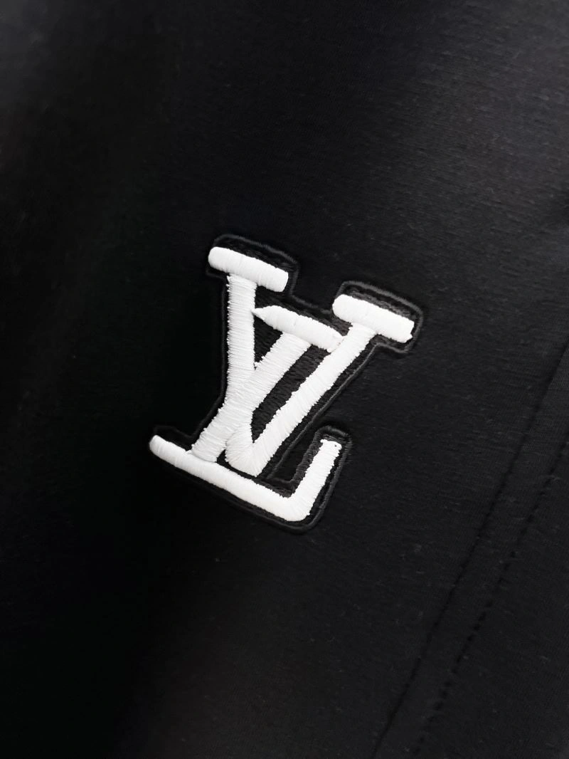 Value-priced Louis Vuitton Long Pants