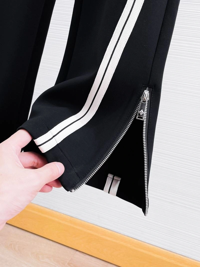 Indistinguishable Louis Vuitton Long Pants