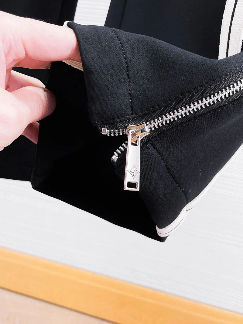 Indistinguishable Louis Vuitton Long Pants