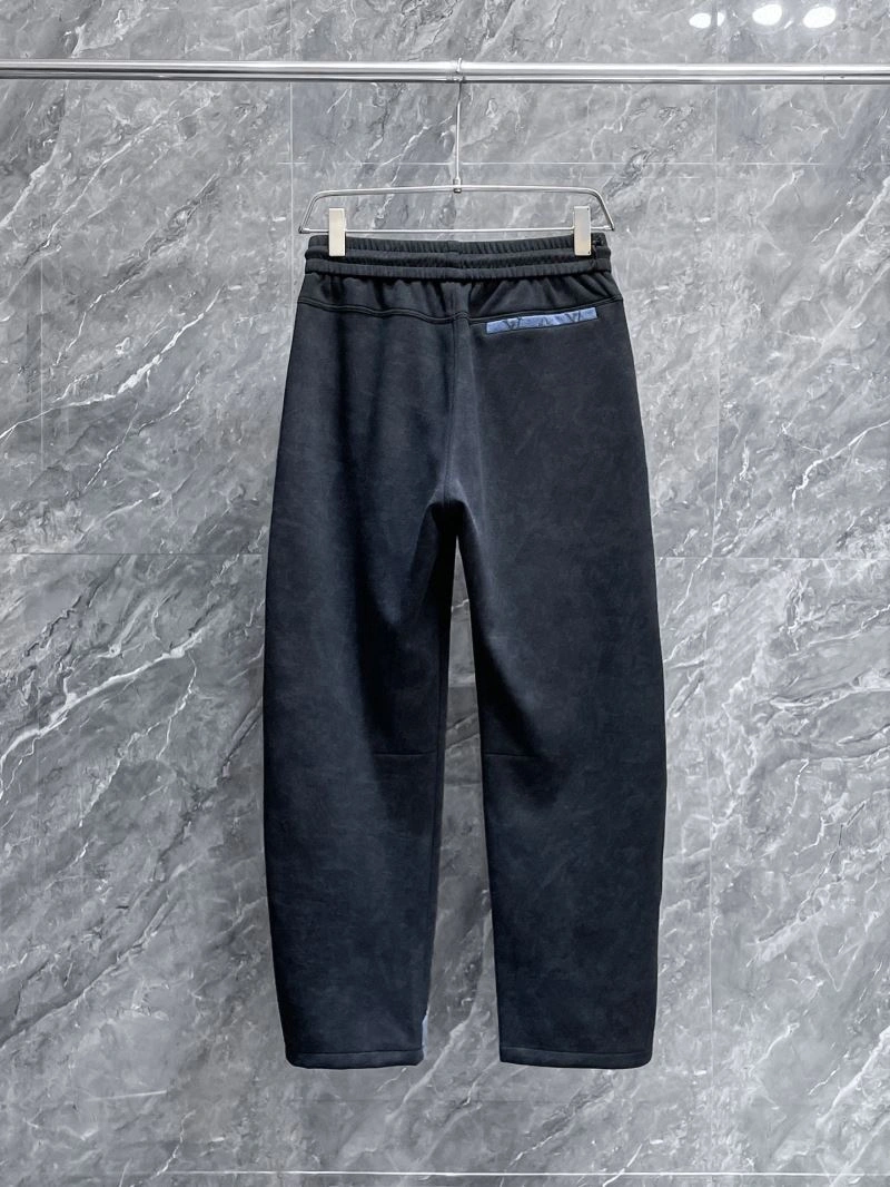 Indistinguishable Louis Vuitton Long Pants