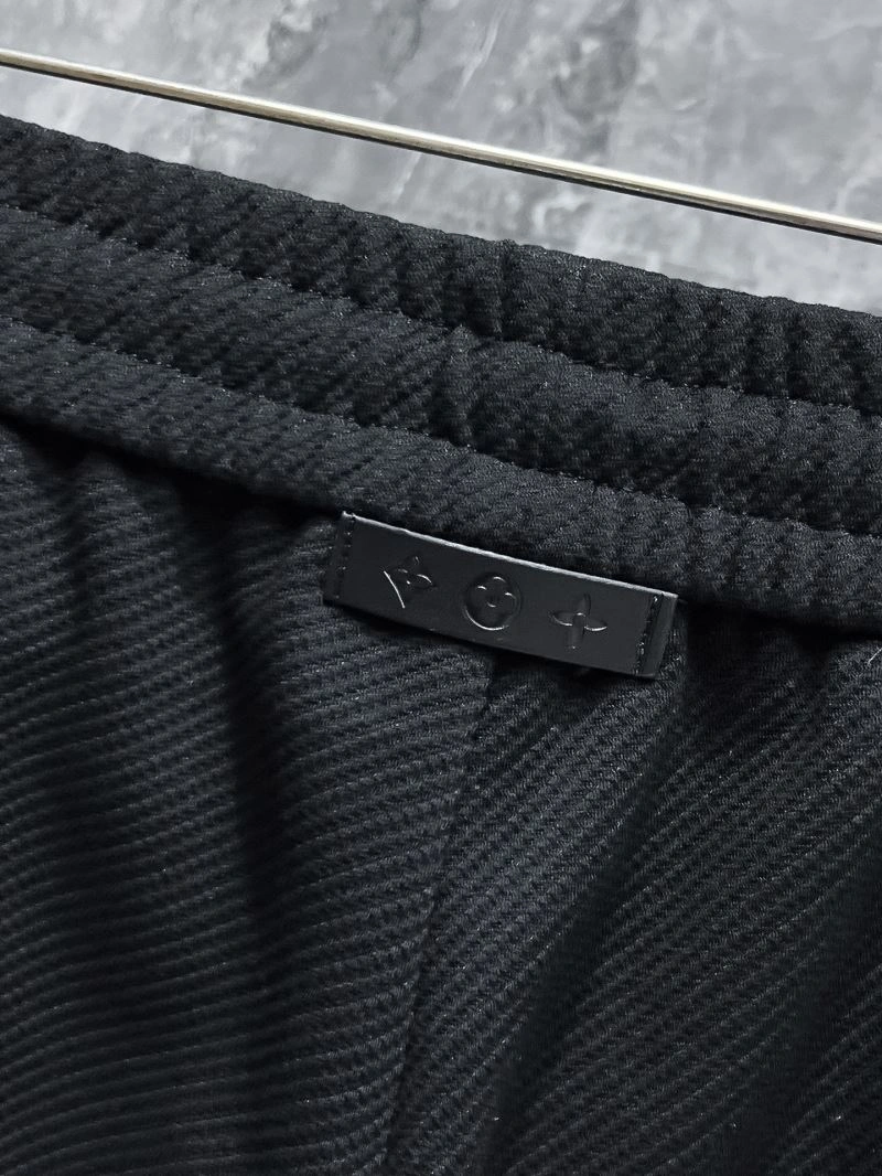 Top mirror Louis Vuitton Long Pants