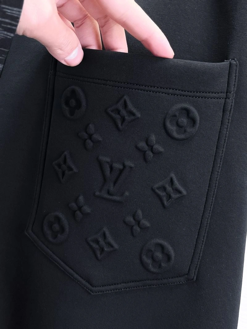 Value-priced Louis Vuitton Long Pants