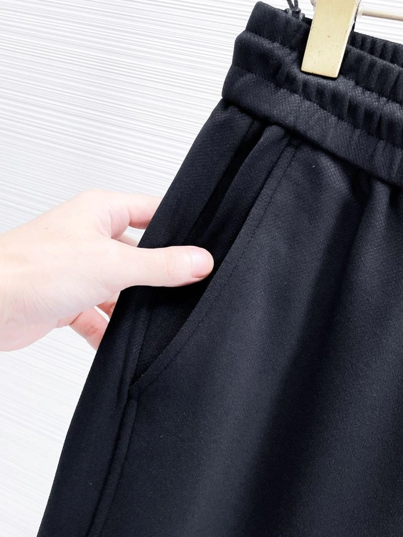 Indistinguishable Louis Vuitton Long Pants