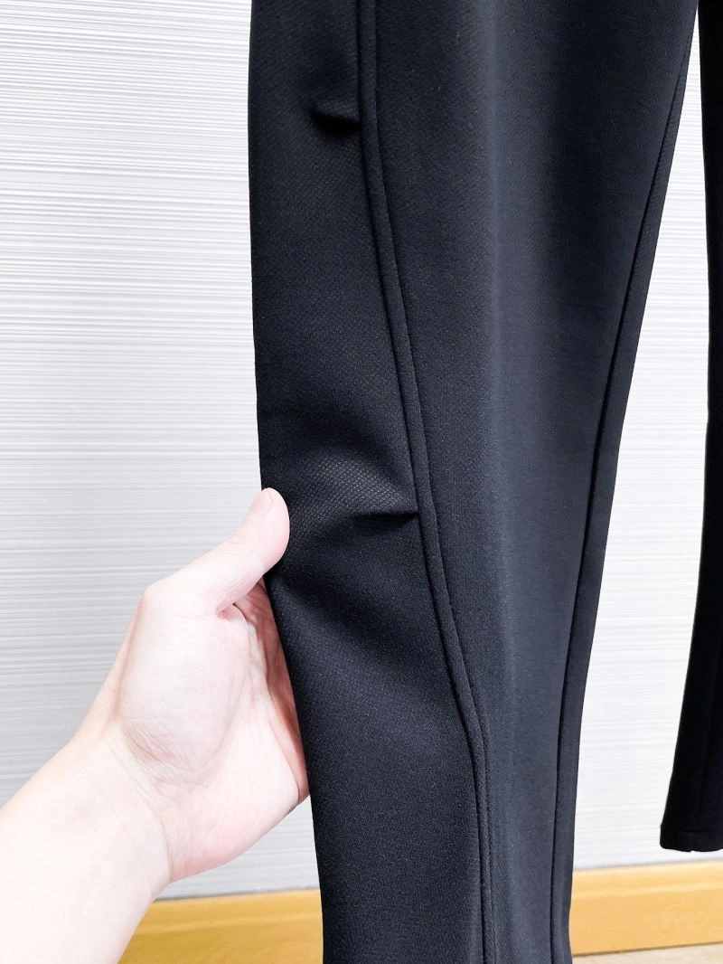 Indistinguishable Louis Vuitton Long Pants