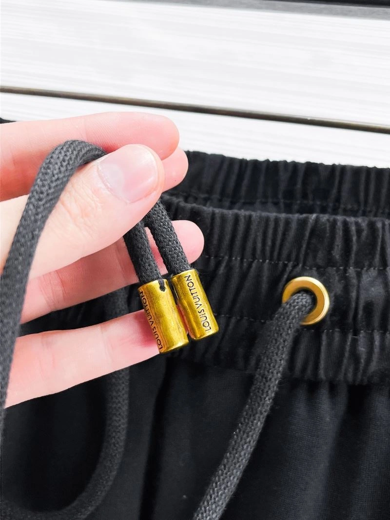 Value-priced Louis Vuitton Long Pants