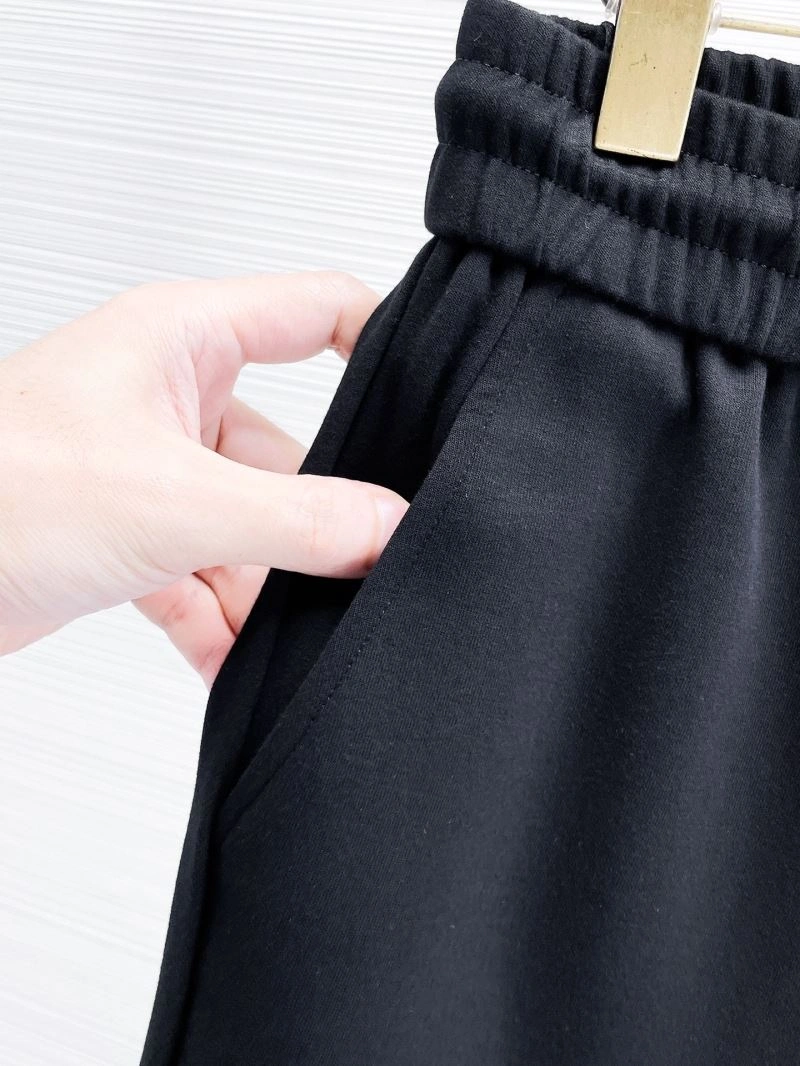 Budget-friendly Louis Vuitton Long Pants