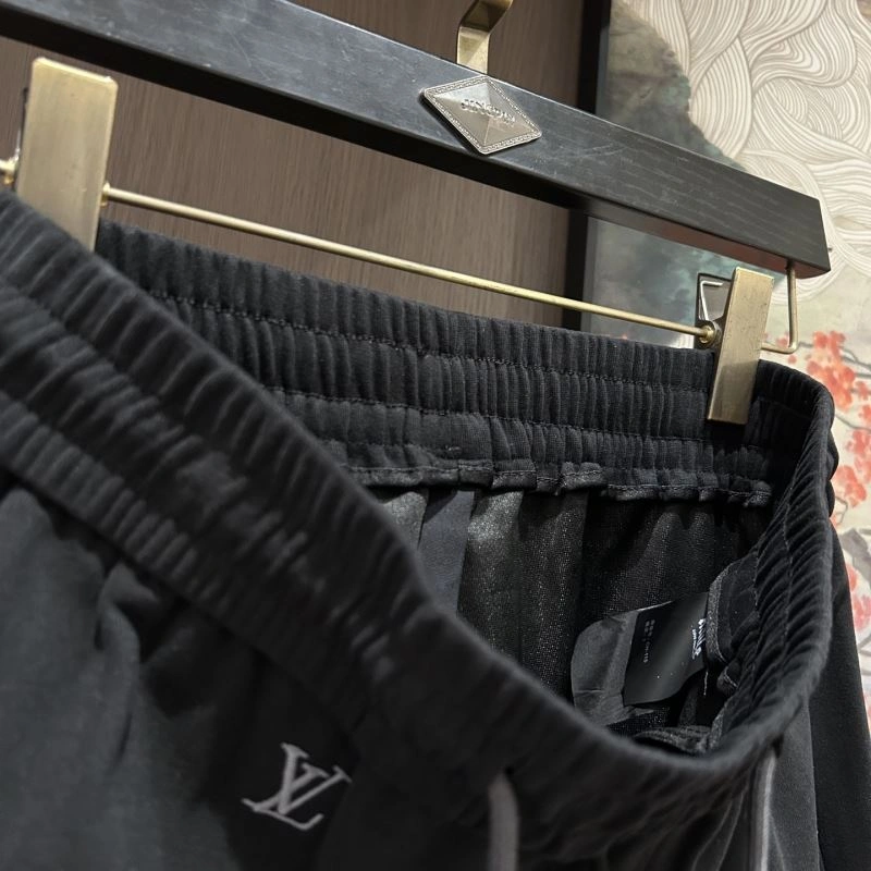 Precise copy Louis Vuitton Long Pants