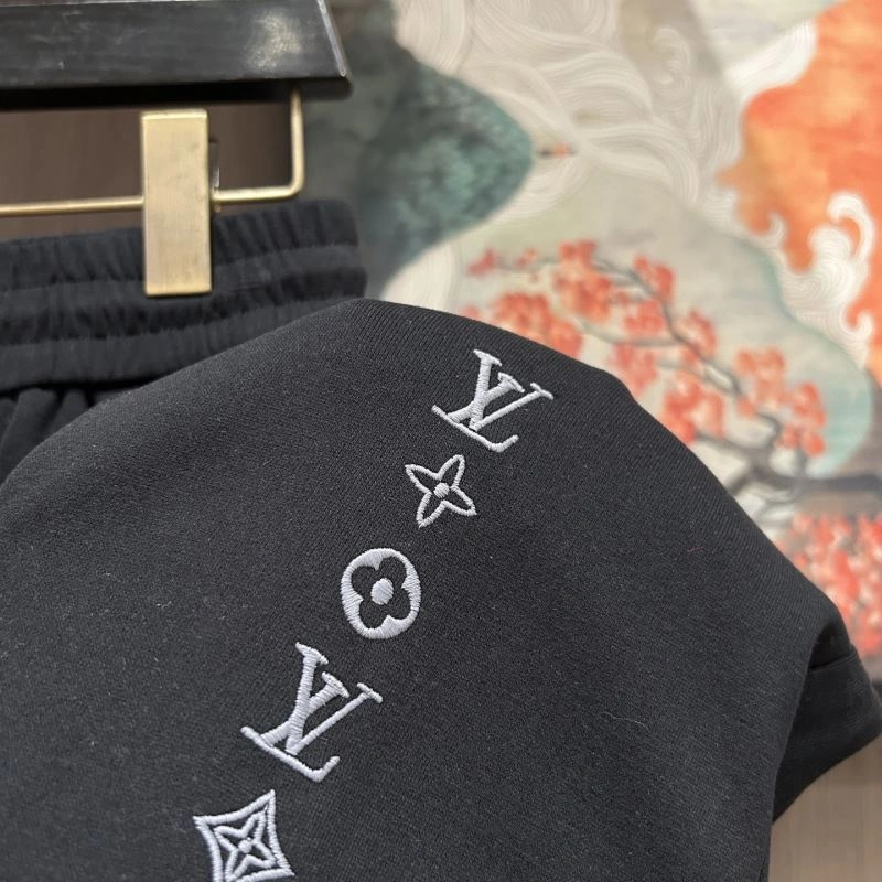 Precise copy Louis Vuitton Long Pants