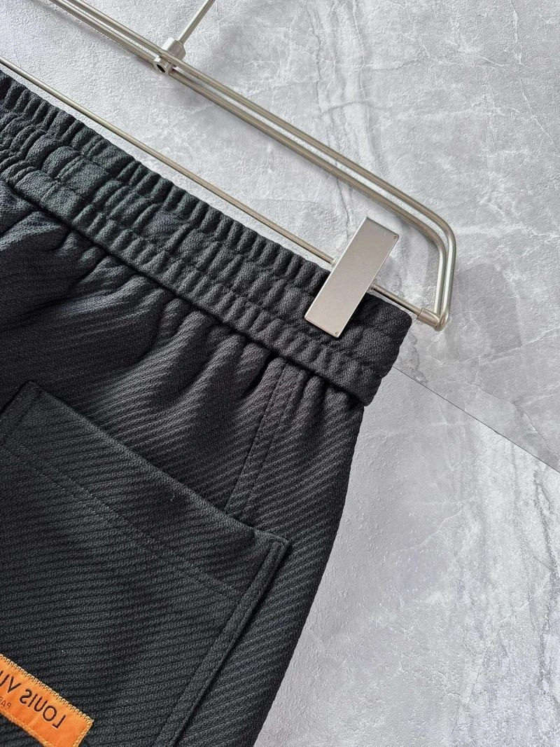 Value-priced Louis Vuitton Long Pants