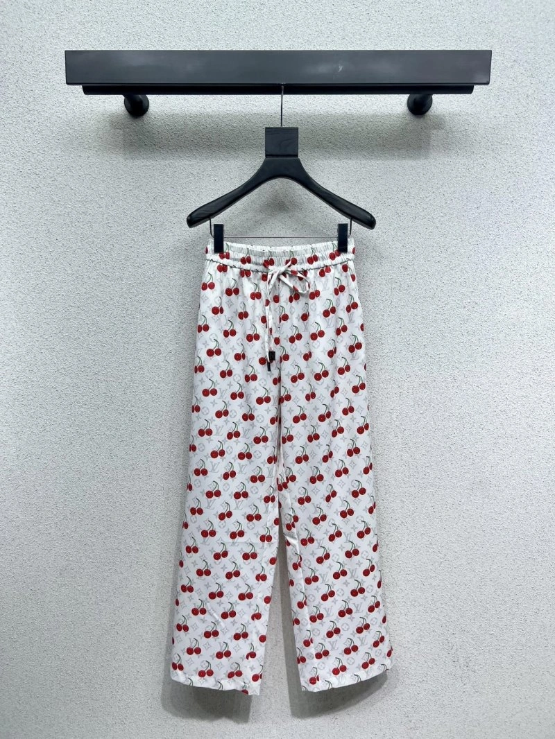 Budget-friendly Louis Vuitton Long Pants
