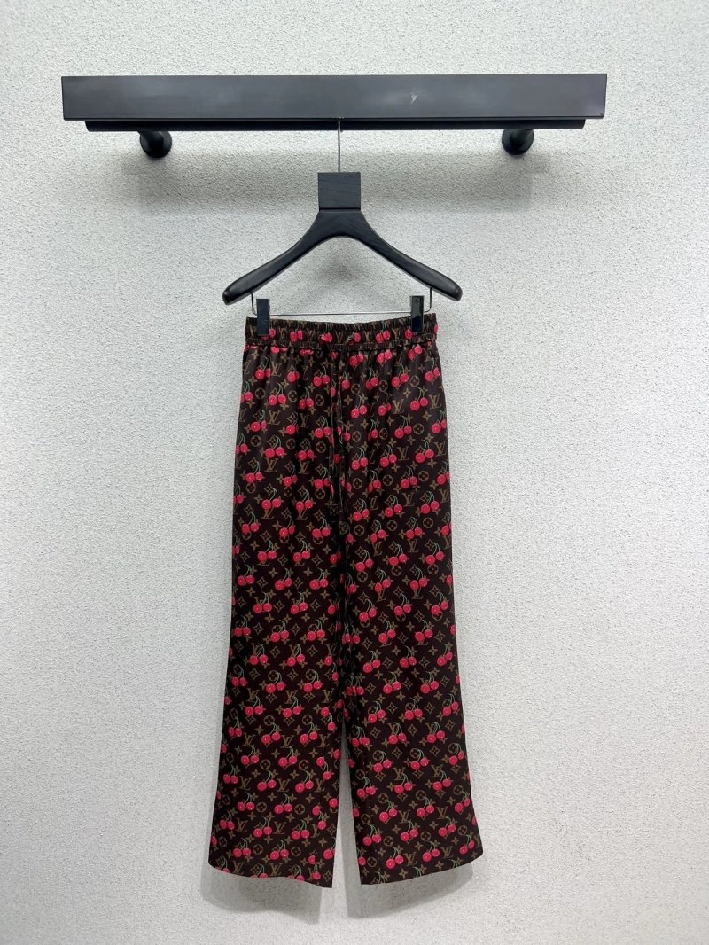Budget-friendly Louis Vuitton Long Pants