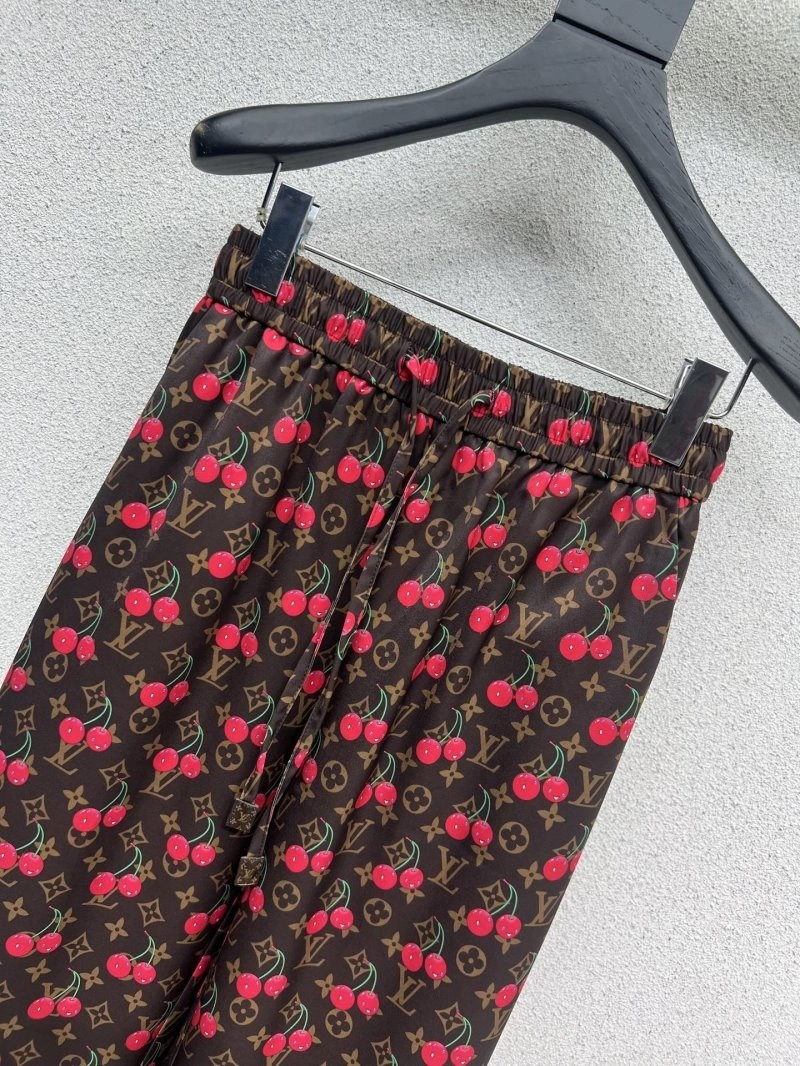 Budget-friendly Louis Vuitton Long Pants