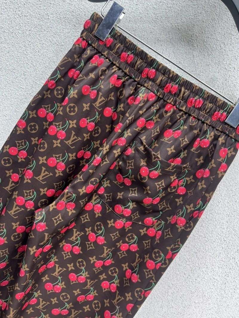 Budget-friendly Louis Vuitton Long Pants