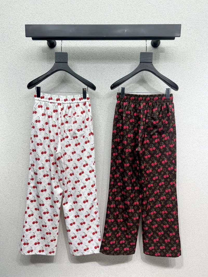 Budget-friendly Louis Vuitton Long Pants