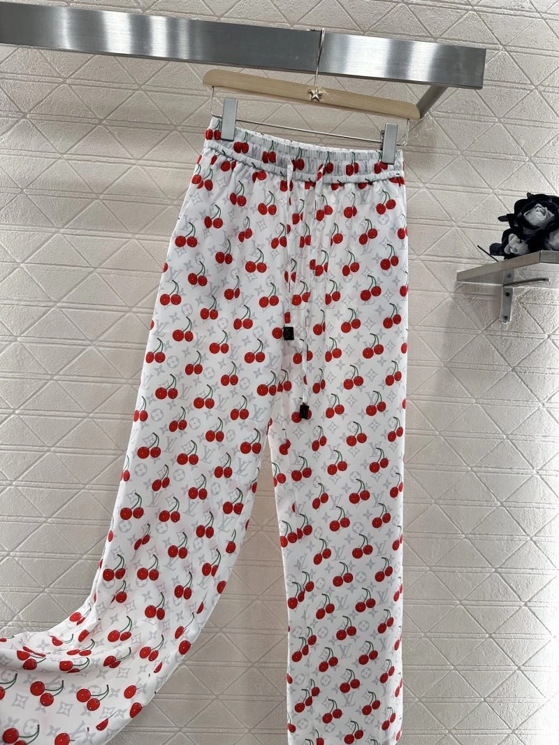 Reasonably priced Louis Vuitton Long Pants