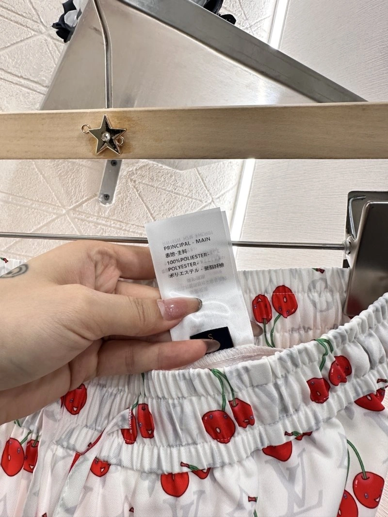 Reasonably priced Louis Vuitton Long Pants