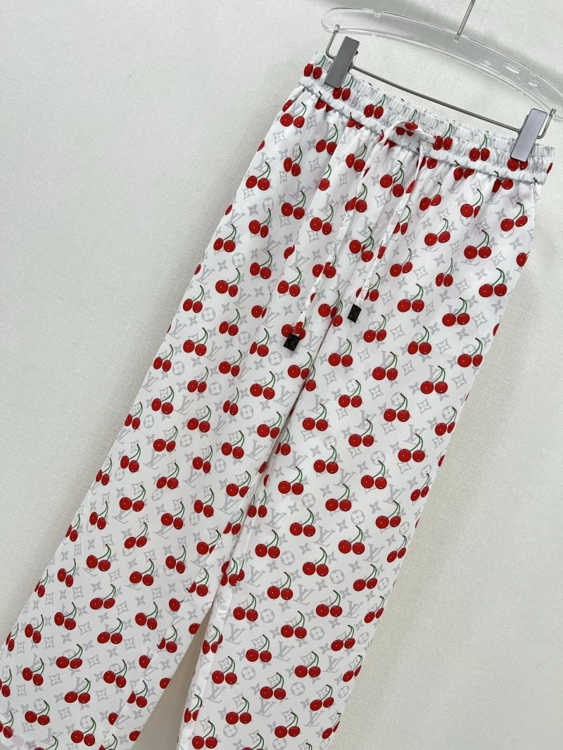 Indistinguishable Louis Vuitton Long Pants