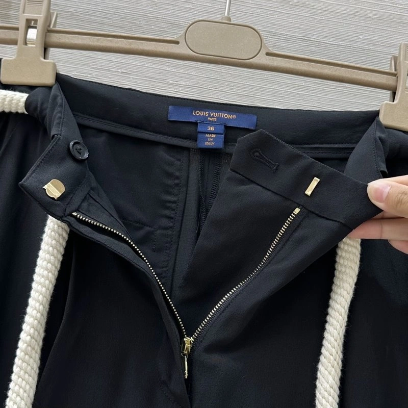 Budget-friendly Louis Vuitton Long Pants